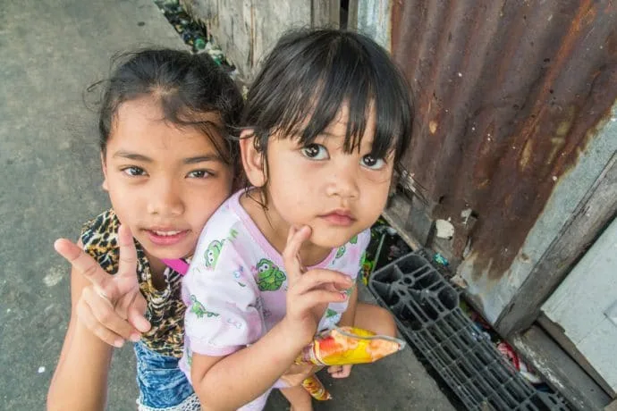 Khlong Toei: Encounters in Bangkok's Largest Slum
