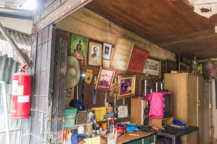 Khlong Toei: Encounters in Bangkok's Largest Slum