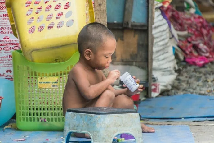 Khlong Toei: Encounters in Bangkok's Largest Slum